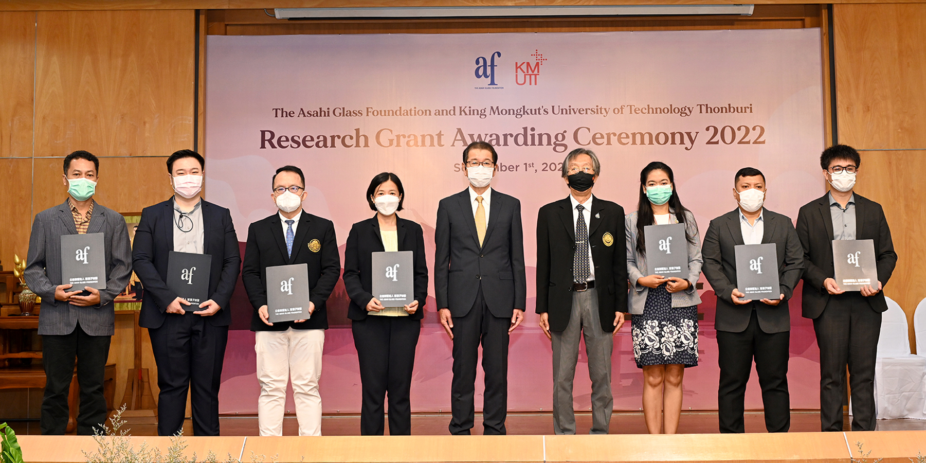 มจธ. เปิดตัว 8 นักวิจัย รับมอบทุนโครงการวิจัยจากมูลนิธิกระจกอาซาฮี ประจำปี 2565 KMUTT reveals a ...